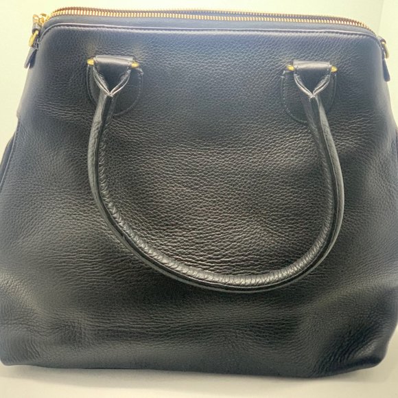 Oscar & Anna | Bags | Oscar Anna Womens Black Leather Hand Bag Zip ...